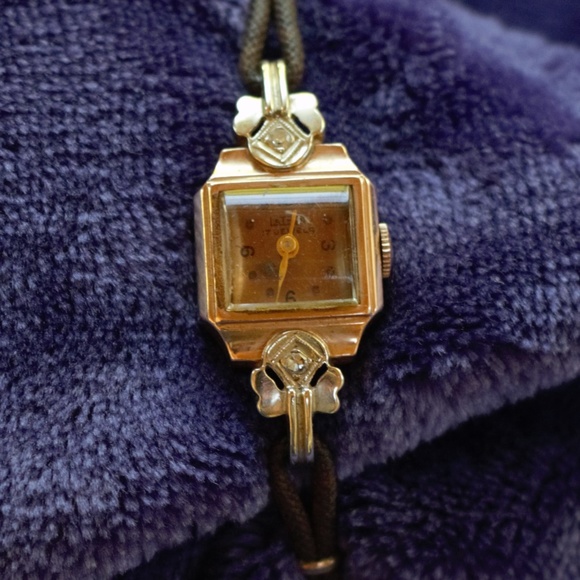 LaThin 17 Jewels | Accessories | Vintage 4k Rose Gold 17 Jewel Diamond ...